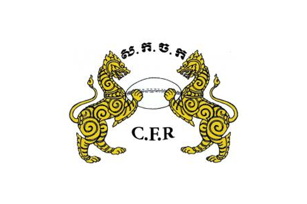 អ្នកគ្រប់គ្រងប្រតិបត្តិការ, និង មន្ត្រីអភិវឌ្ឍន៍កីឡាបាល់ឱប with ...